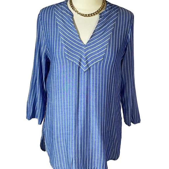 Ivanka Trump | Tops | Ivanka Trump Blue Striped Split Vneck 34 Sleeve Popover Rayon High Low ...